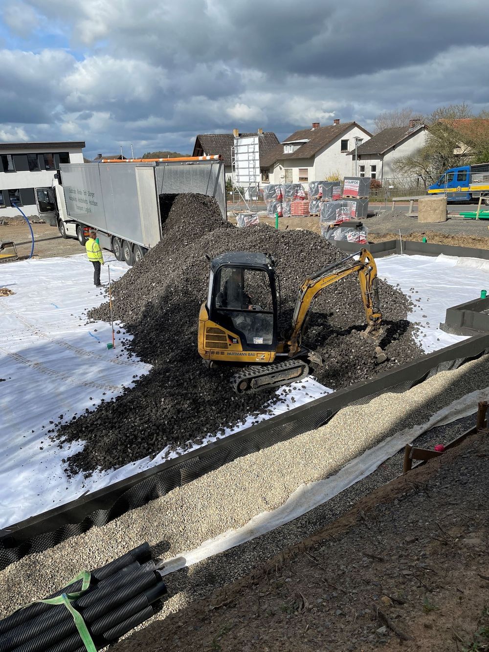 Dämmen mit Schaumglas: Wo Nachhaltigkeit auf Kostenersparnis trifft