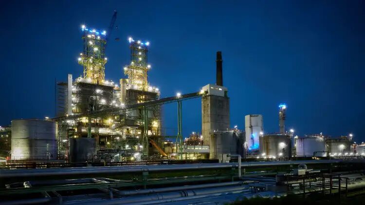 BP Sells Gelsenkirchen Refinery to Klesch Group