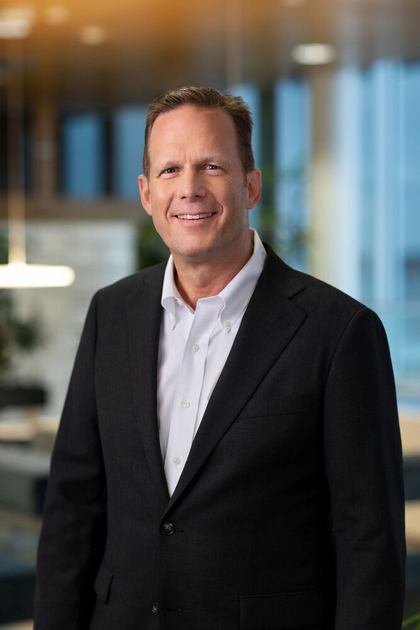 Rob Smith löst Gordon Riske ab