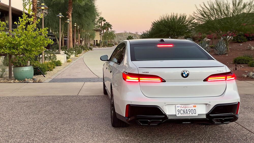 BMW 7er und i7 setzen neuen Standard || Bild 8 / 9