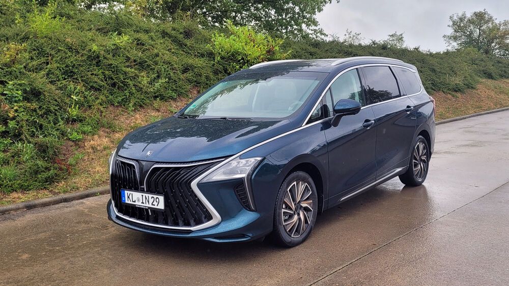 DFM Forthing 4 U Tour: Test des siebensitzigen Vans