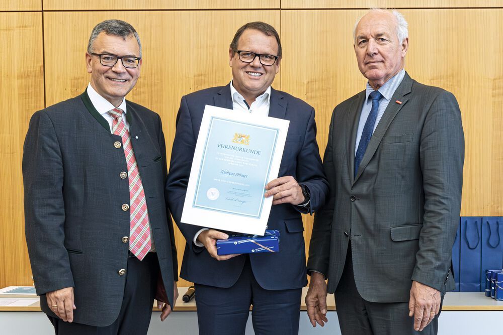 Bayerisches Wirtschaftsministerium zeichnet Ausbilder im Handwerk aus