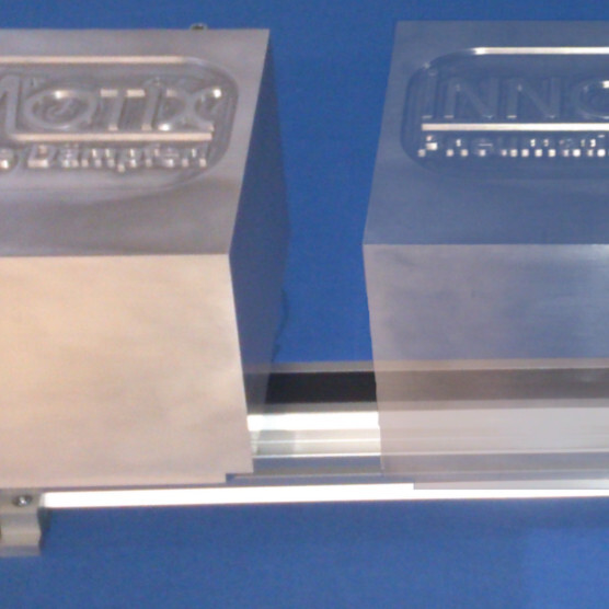 Pneumatisches Positioniersystem für schwere Massen