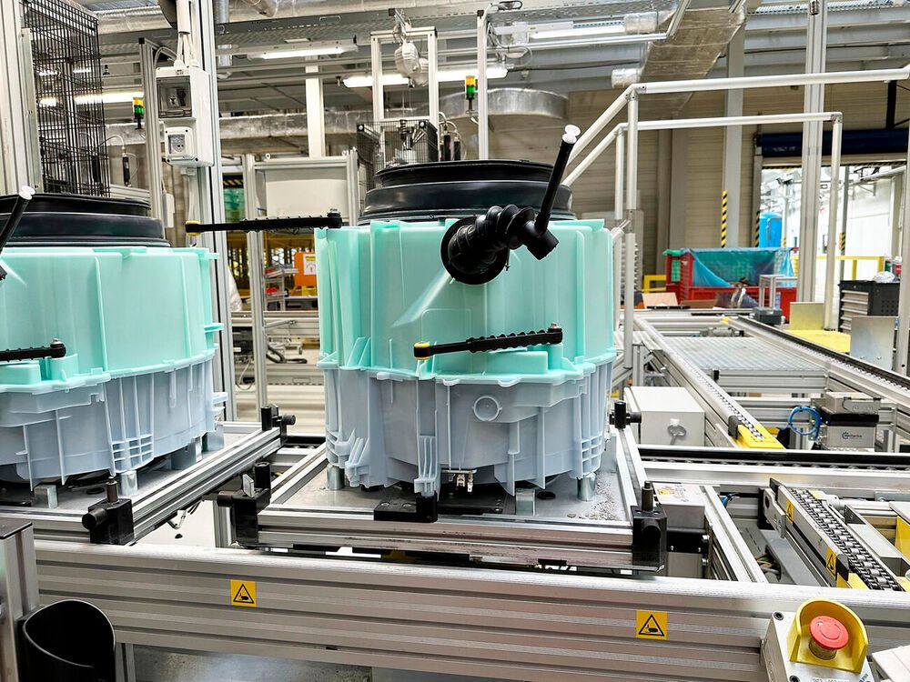 Bosch Siemens Hausgeräte in Poland: new standards in washing machine ...