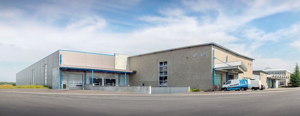 Halder modernisiert und erweitert Logistikbereich nachhaltig