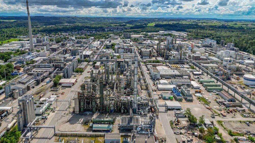 Abbruch Biomasseheizkraftwerk-Projekt im Chemiepark Gendorf