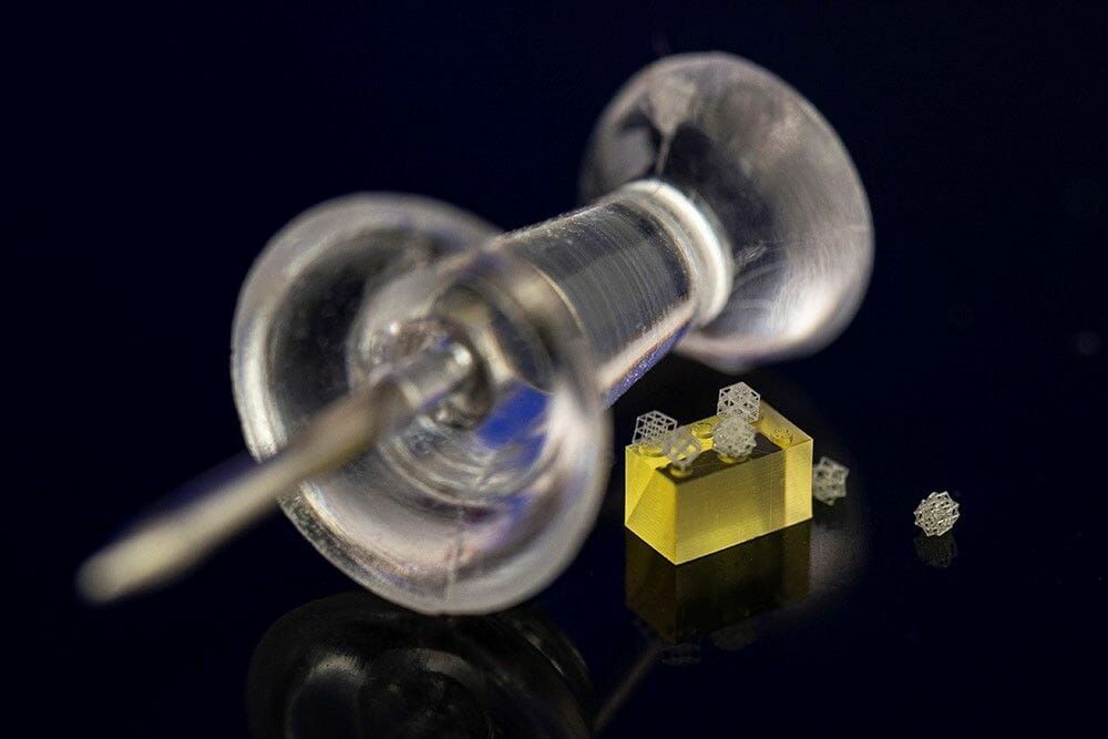 Welche Auflösung, Genauigkeit und Präzision erreicht Mikro-3D-Druck heute?
