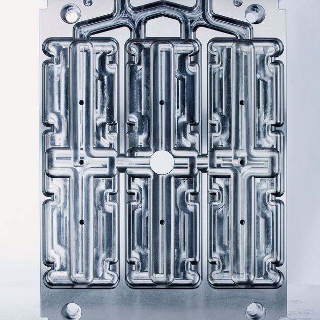 Easy-to-machine mould steels for the plastics industry