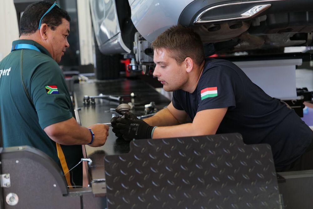 Die World Skills 2022 im Beruf Kfz-Mechatronik in Dresden || Bild 13 / 34