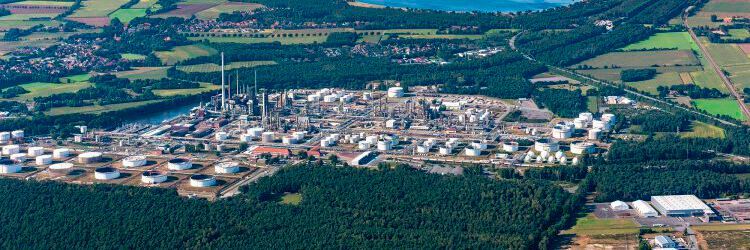 BP baut Raffinerie Lingen zum Zentrum für alternative Kraftstoffe um