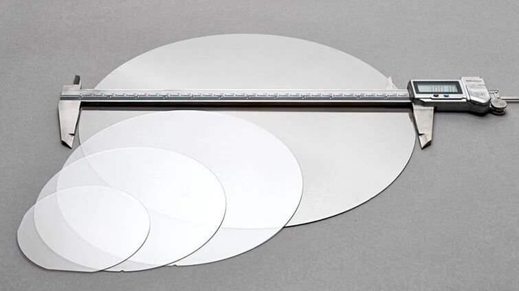 Wolfspeed Announces Production of a Single-Crystal 300-mm SiC Wafer