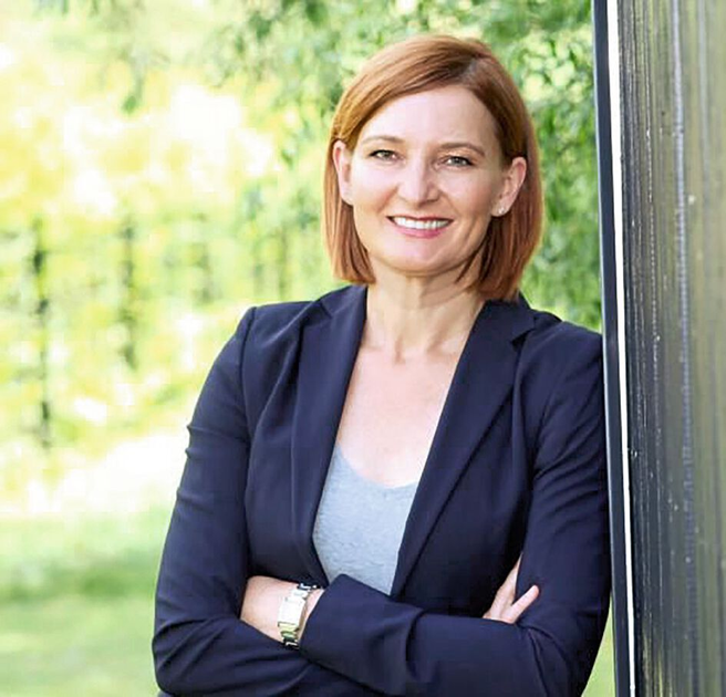 Von der technischen Zeichnerin zur Akademieleiterin