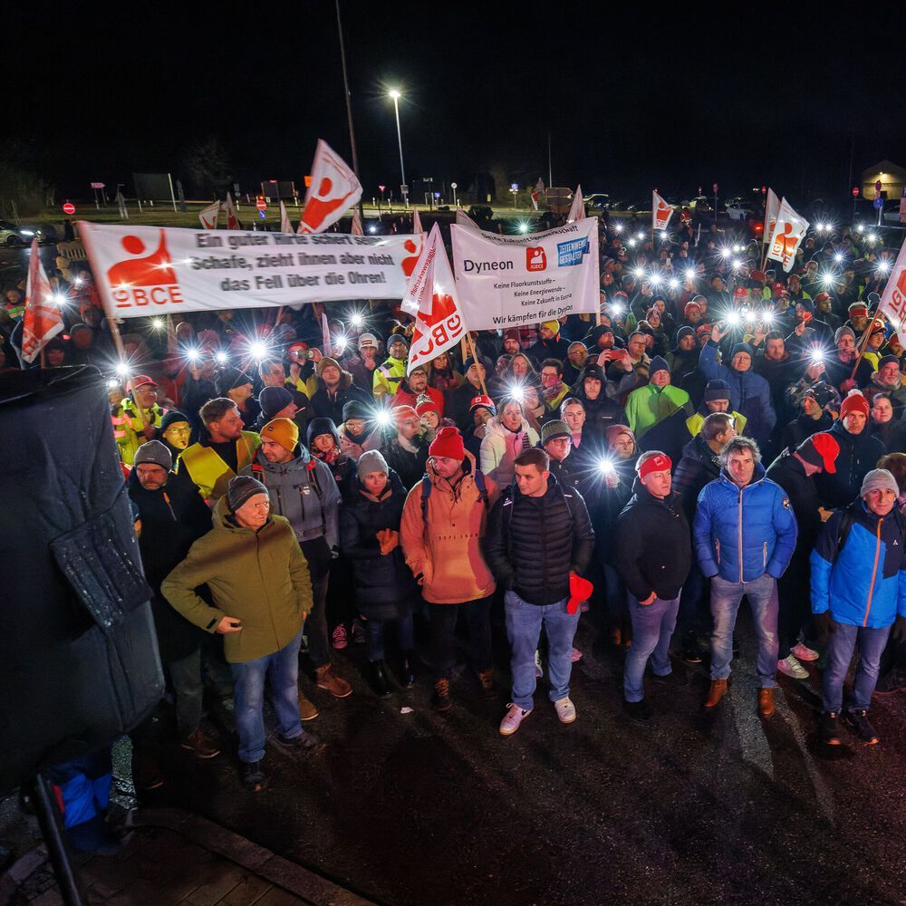 Ein Jahr nach Ankündigung: Emotionale Demonstration gegen Dyneon ...