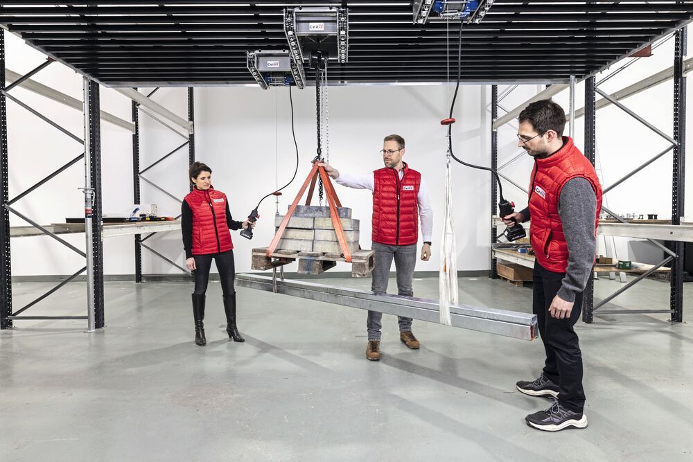 Ceilix's InfinityCrane: Revolution in Logistik und Produktion - Logimat ...