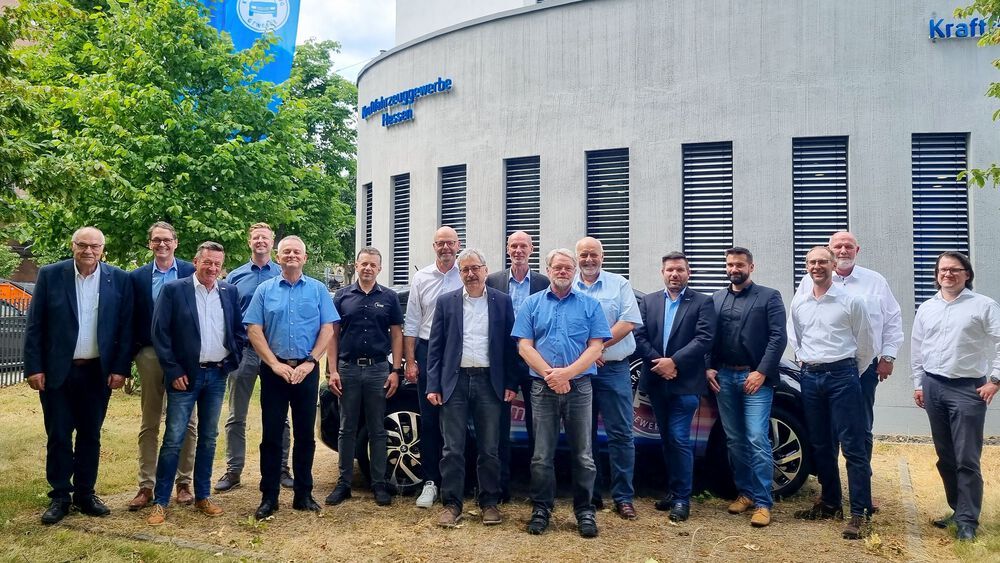 Runder Tisch der technischen Fahrzeugüberwachung