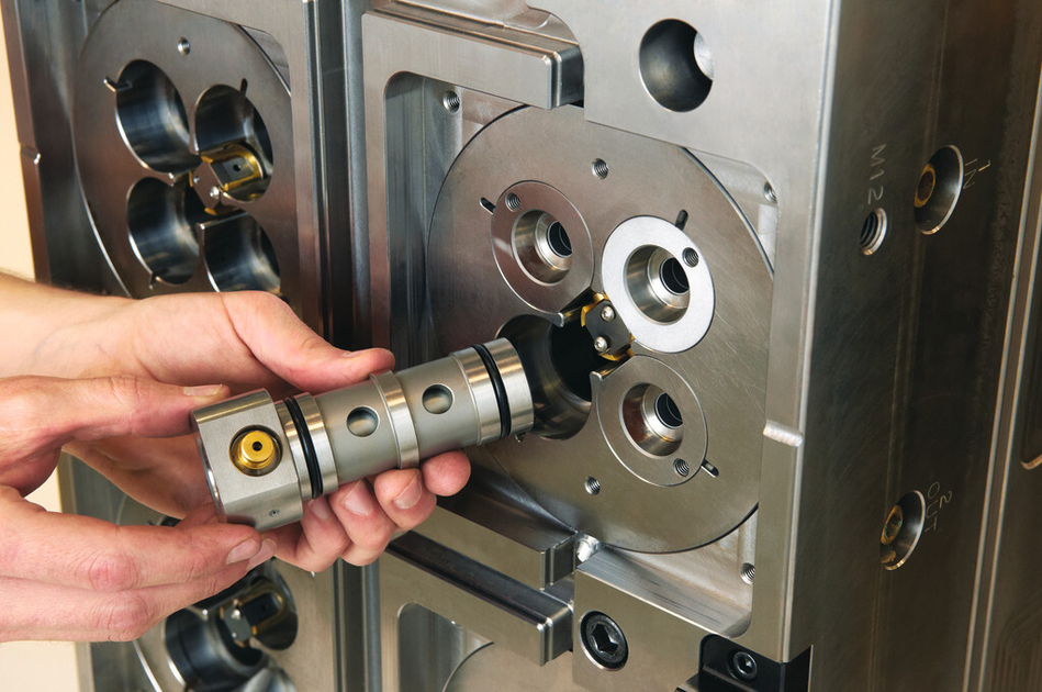 Side-gating hot runners said to produce better mouldings