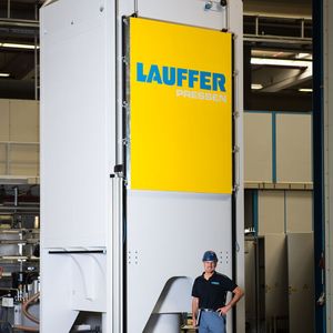 Chinesen übernehmen Lauffer Pressen