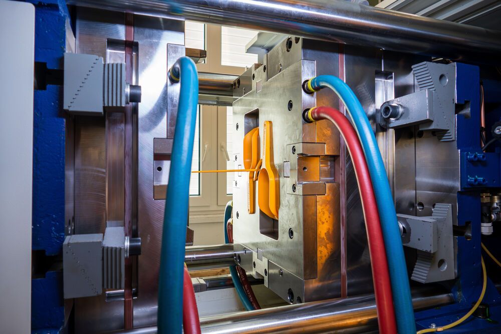 Nonnenmann's Innovative Automation Solutions for Injection Moulding ...