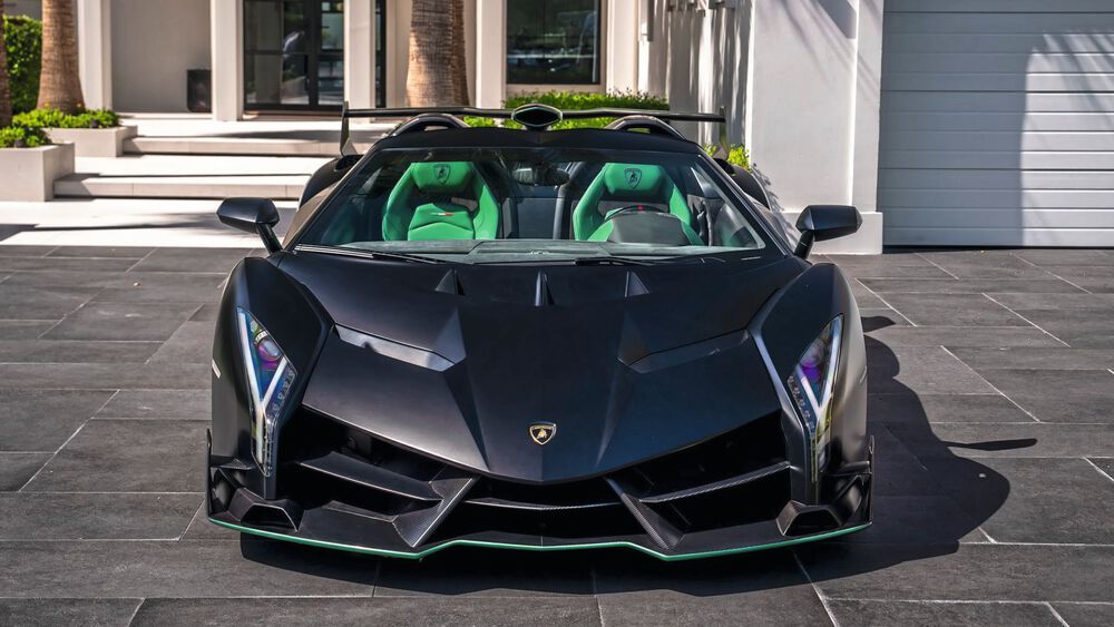 Veneno Roadster knackt alle Rekorde für Internet-Auktionen || Bild 2 / 6