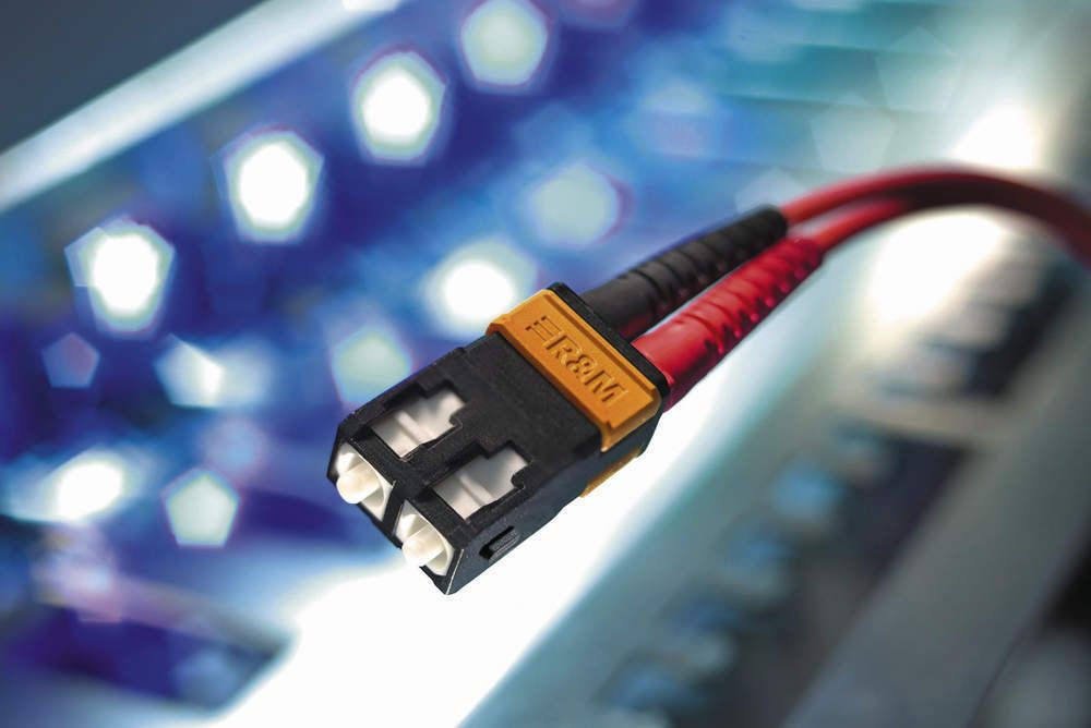 Ein Stecker für alle Klassen || Bild 1 / 2