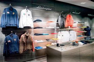 Moll eröffnet Flagship-Store in Düsseldorf || Bild 1 / 7