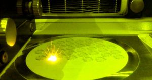 Vom Pulver zum Präzisionsprodukt – wie sich aus Gold komplexe ...