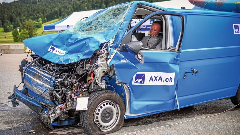 Oldtimerfahrer leben gefährlich || Bild 6 / 8