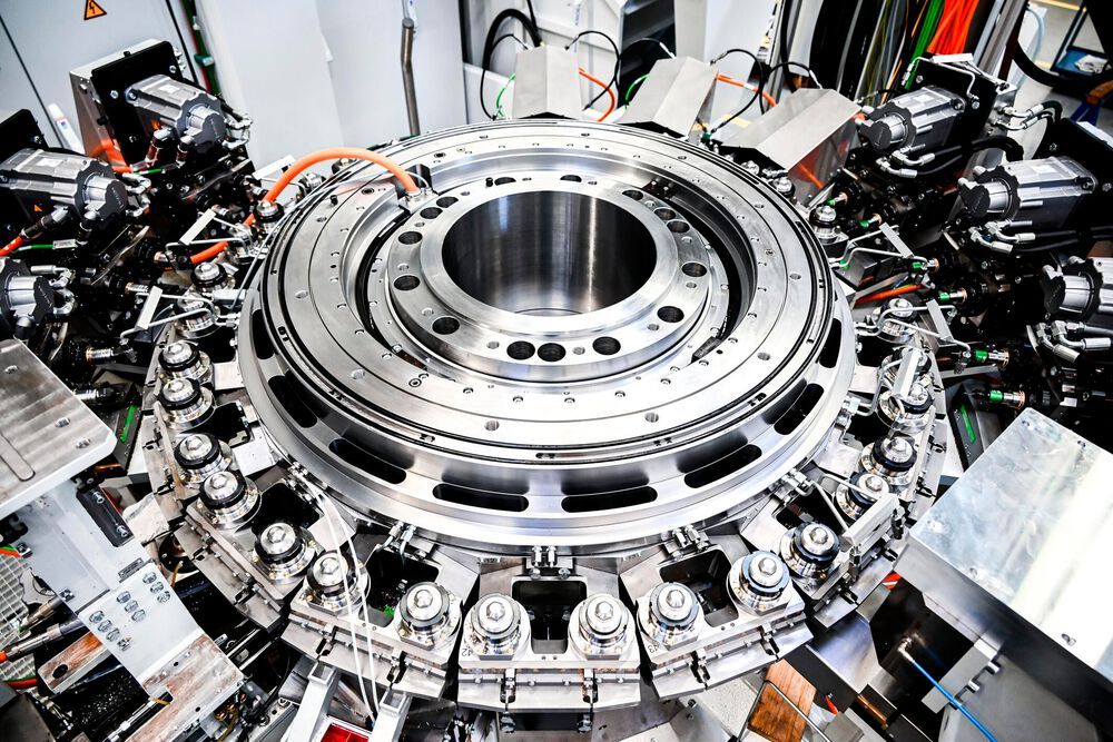 Innovative Antriebe von Schaeffler auf der AMB