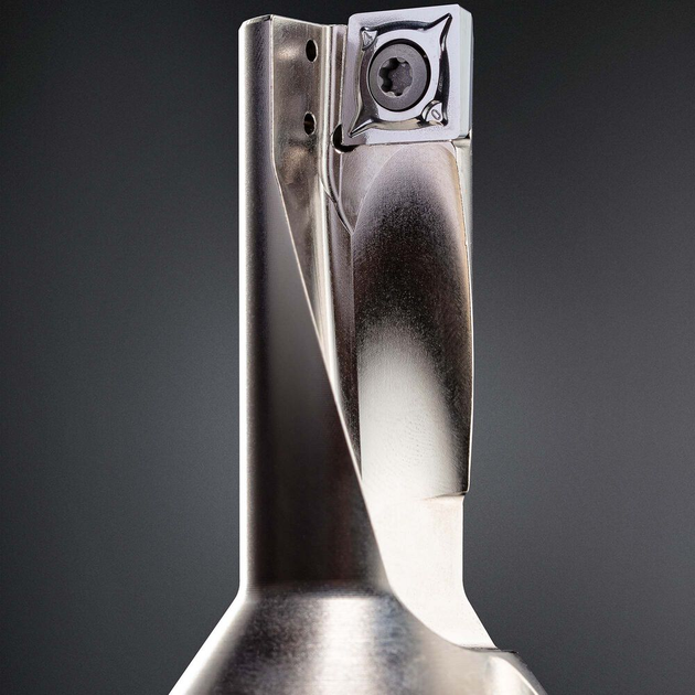 Tools capable of turning and drilling