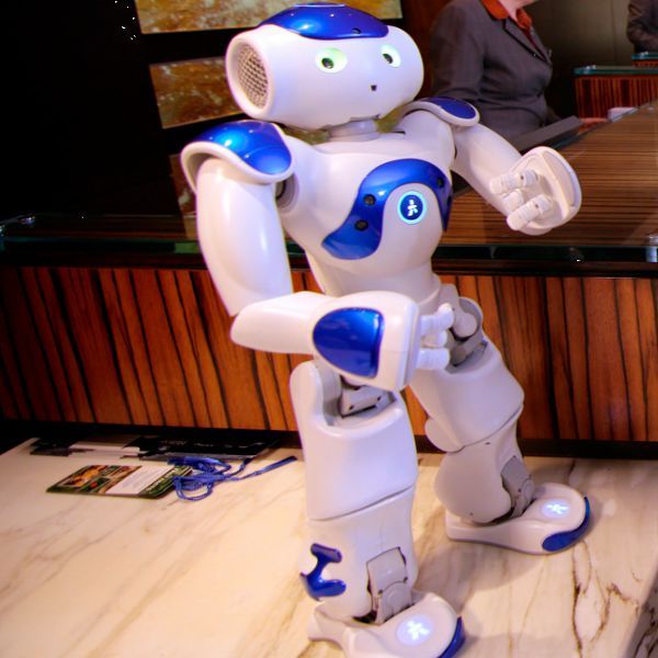 IBM und Hilton entwickeln Concierge-Roboter