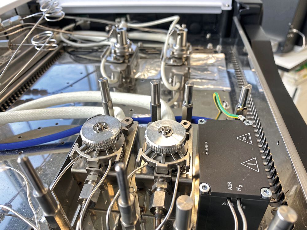 Shimadzu's neue Module für Gaschromatographen: Polyarc System & Jetanizer