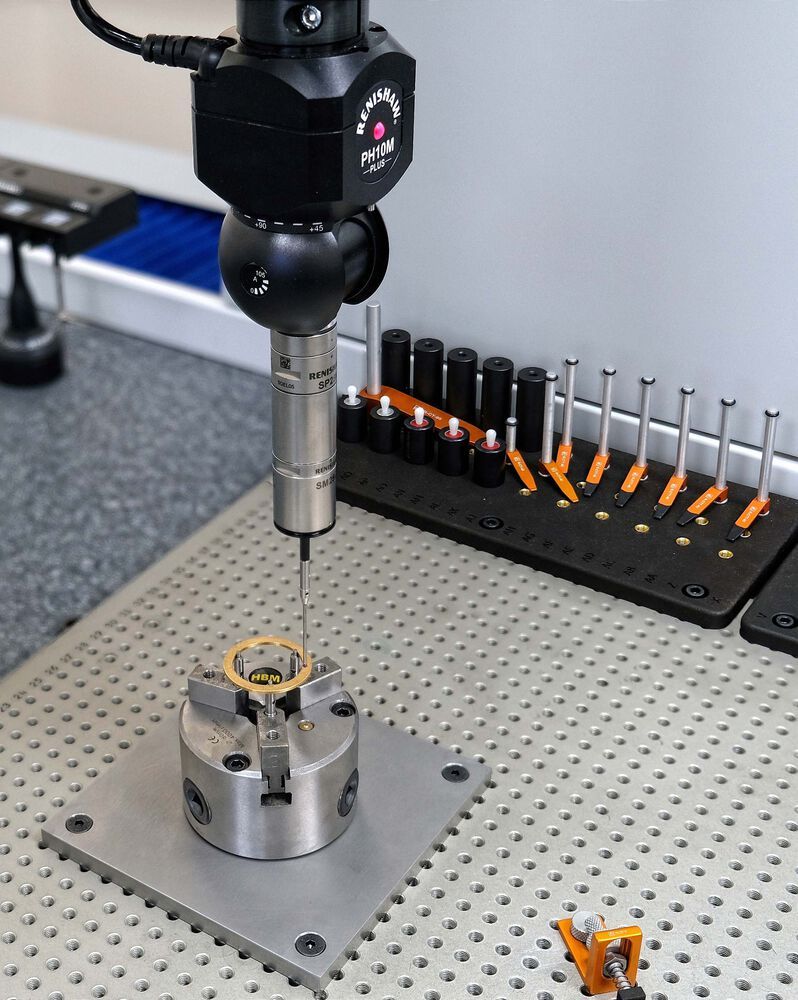 Things to be learnt from the CMM choice of a bearing specialist ...