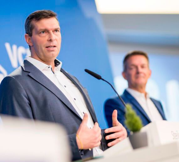 Steilemann fordert politischen Wandel und warnt vor Rezession