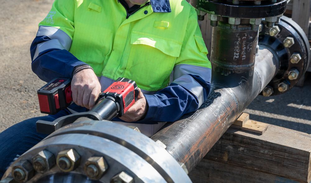Hochmoment-Akkuschrauber per Smartphone steuern