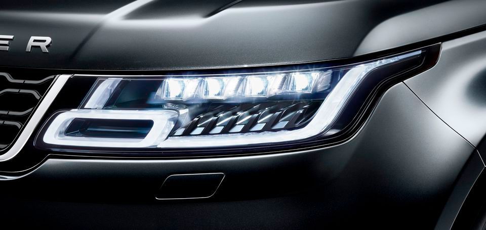 Range Rover spendiert seinen SUVs Scheinwerfer mit Smartix-LEDs und ...