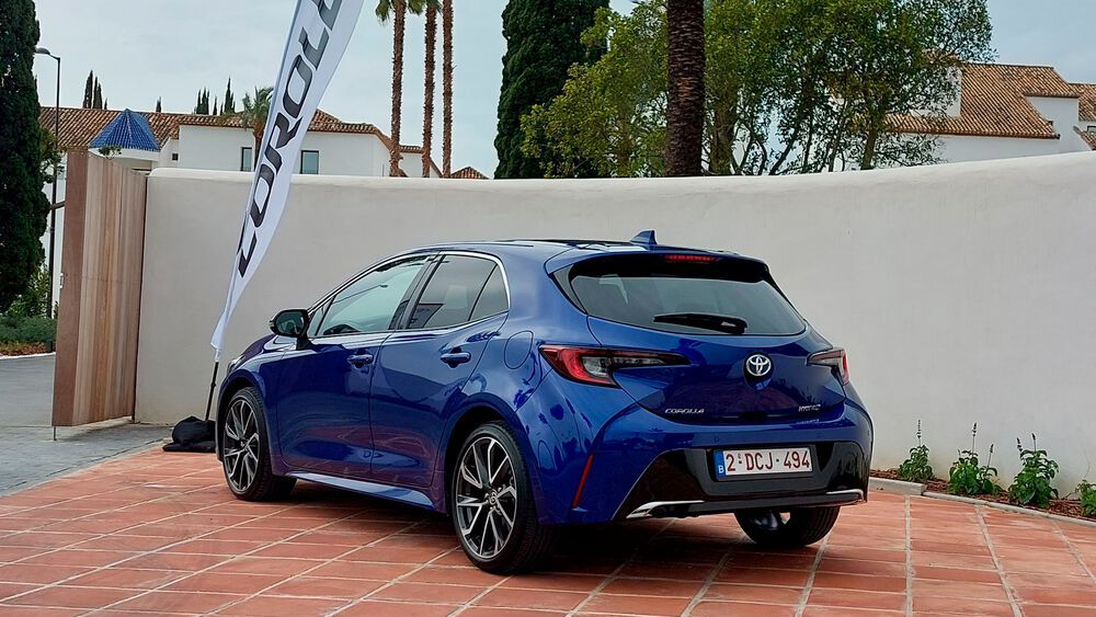 Toyota Corolla 2023: kleines Facelift und neue Antriebe || Bild 4 / 15