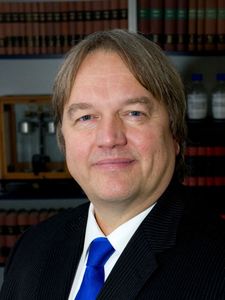 Chemcon feiert 20-jähriges Bestehen und investiert in Freiburg || Bild ...