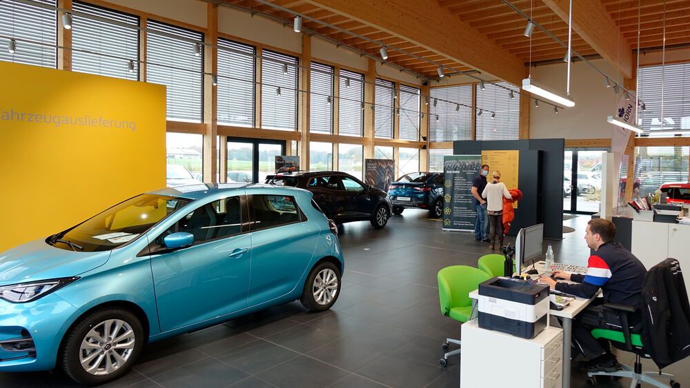 Kfz-Branche mit gemischten Gefühlen