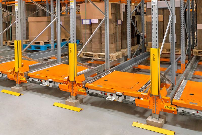 AGV sind starkes Bindeglied in der Nestlé-Produktion || Bild 6 / 7