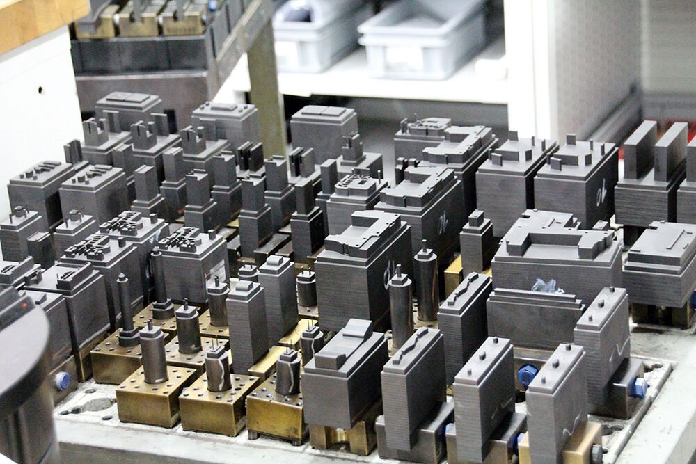 Recycled graphite dust creates sustainable tool electrodes