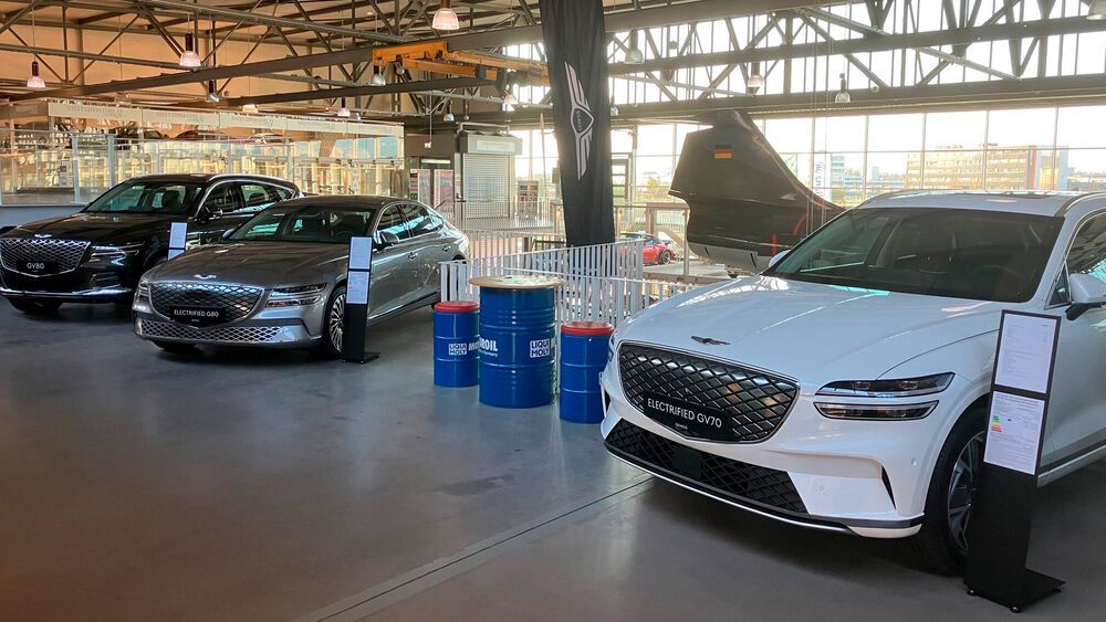 Autohaus Weeber eröffnet Genesis-Showroom