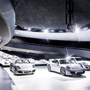 Porsche eröffnet neuen Pavillon in VW-Autostadt