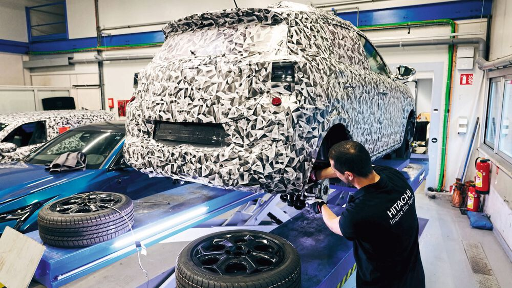 Hitachi Astemo: Test- und Validierungsprozesse für moderne Auto ...