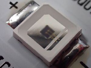 DOWA launches world’s top class high power SMD || Picture 1 / 3