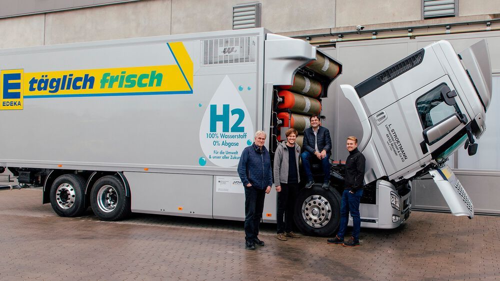 Brennstoffzellen-Lkw mit Kühlaufbau und Anhängerbetrieb