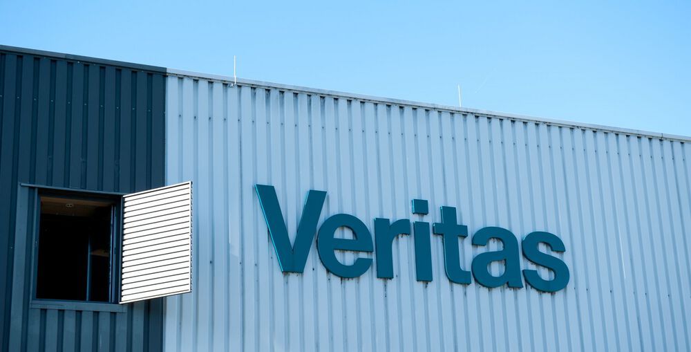 Kaufverträge für Veritas unterzeichnet