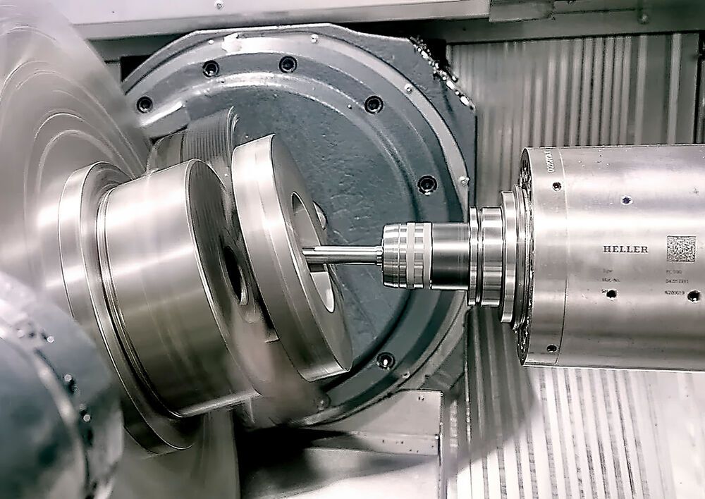 Heller showcases 5-axis expertise and Industry 4.0 integration at Mach 2024