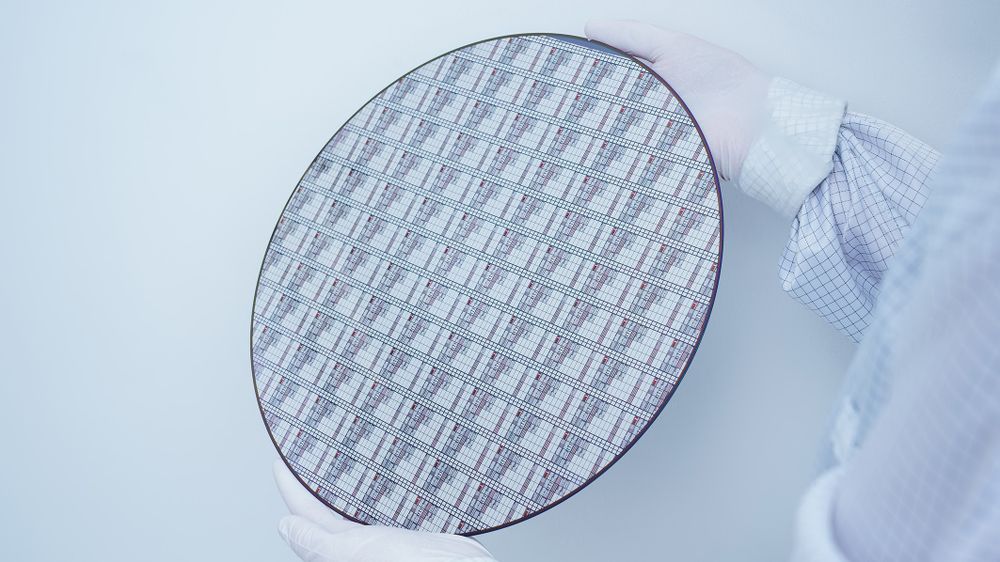 Infineon zeigt 300-mm-GaN-Wafer