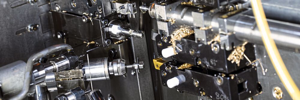 Präzisionskontakte dank Präzisionswerkzeugen