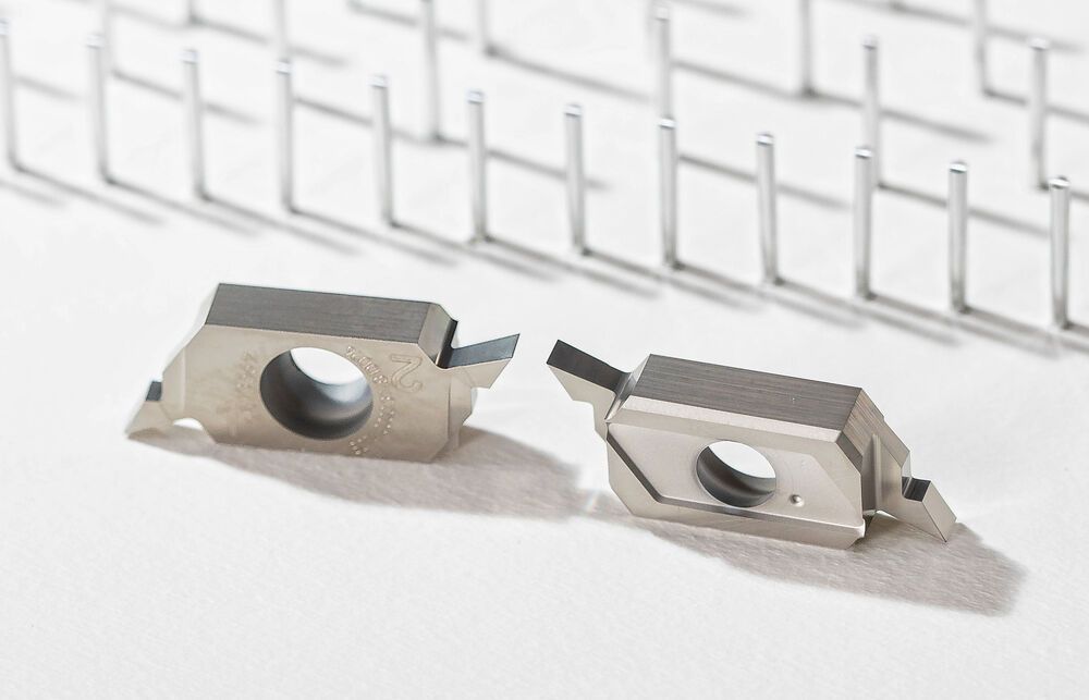 Innovative Thread Art: Transforming Photos into Thread Paintings